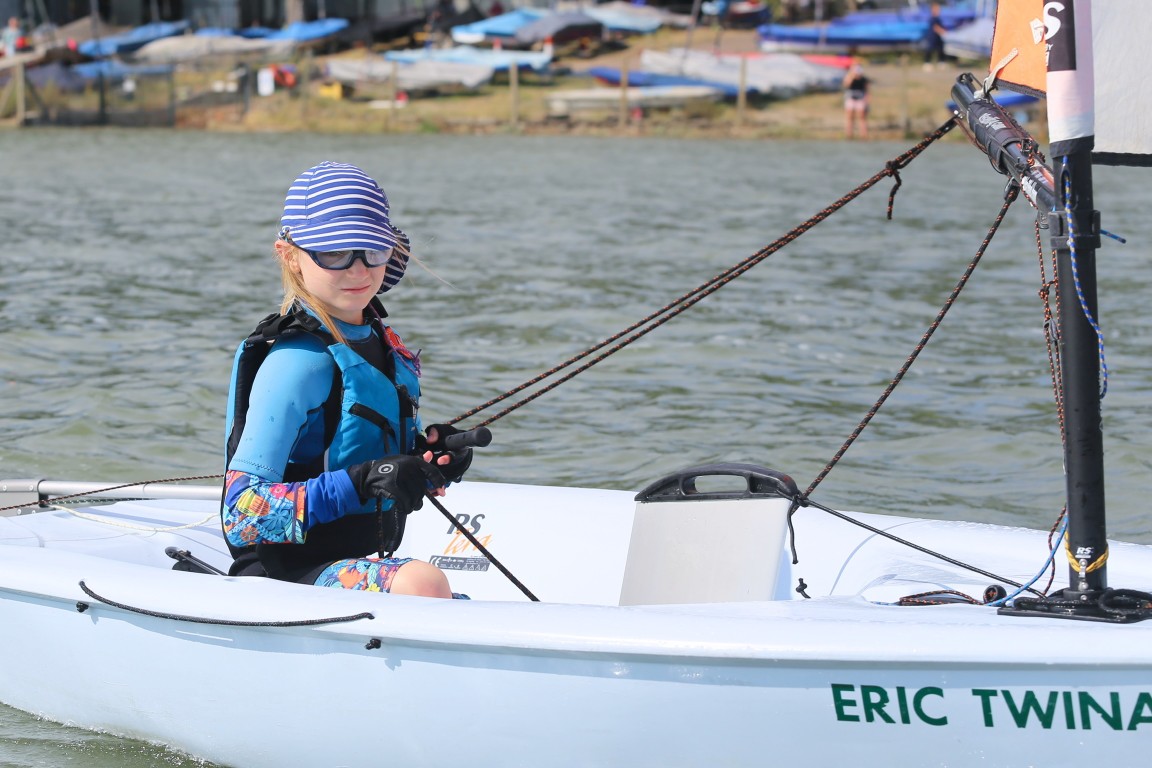 Sailing on the River Medway